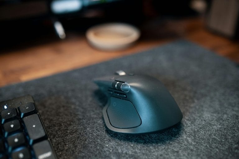 How to Fix a Mouse That Won't Work on Windows | USB, Bluetooth, and ...
